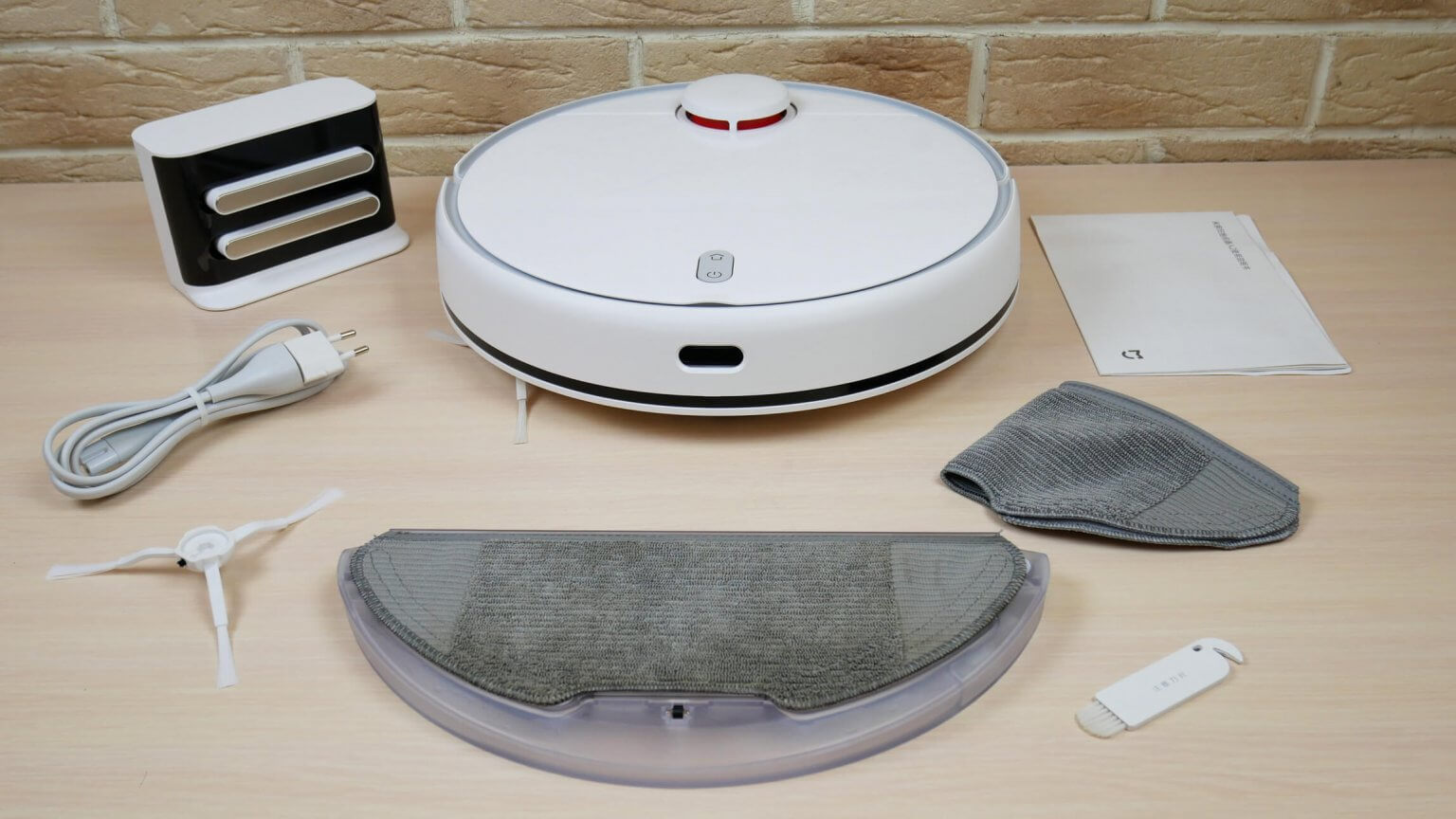 Xiaomi MiJia Robot Vacuum-Mop 2 Review & Test